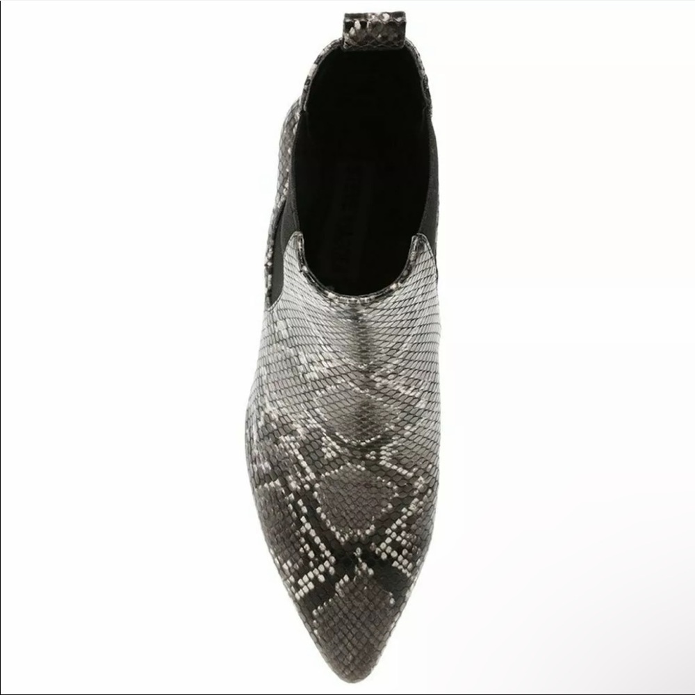 Steve Madden Grey & Black Snake Skin Boots - Gem